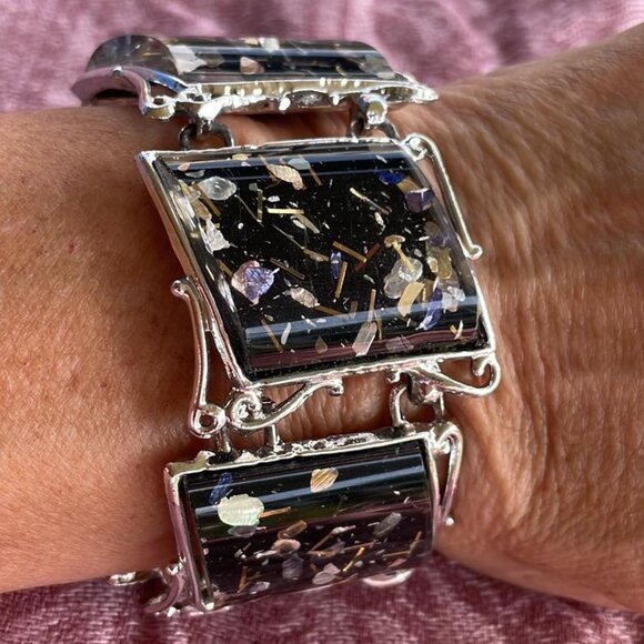 PAM | Jewelry | Vintage Pam Bracelet | Poshmark